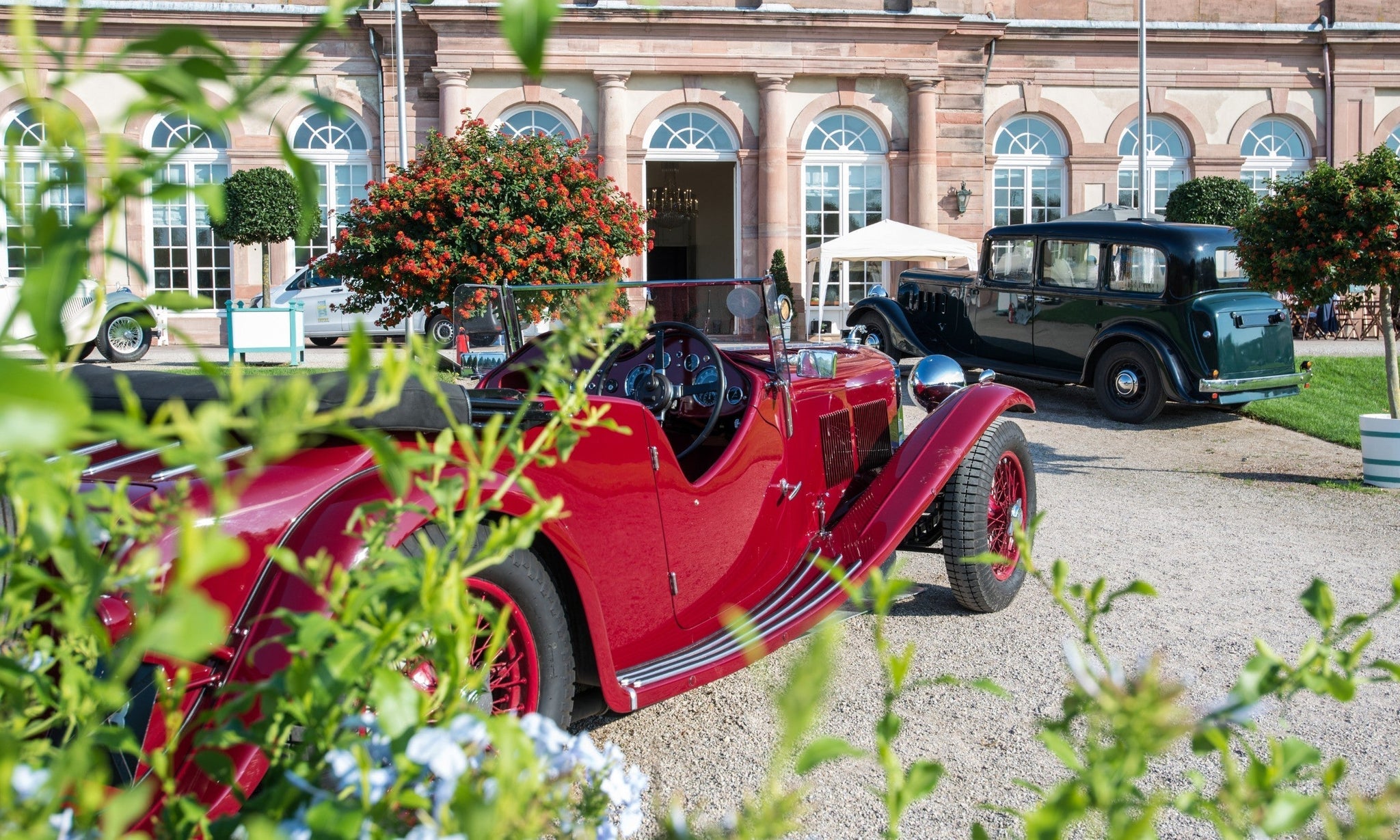 Classic-Gala Schwetzingen, große Oldtimer-Ausstellung am Schloss